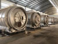 China Semi-continuous Waste Tyre Plastic Pyrolysis Plant with 380V/50HZ Voltage at Affordable for sale