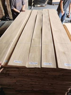 China European White Oak Veneer 0.55mm Door A Grade Quarter Cut Straight Grain 210-240cm for sale