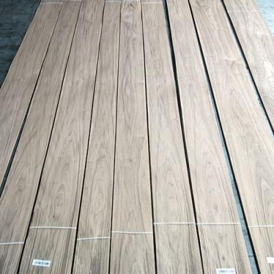 China American Walnut Wood Veneer Panel A Grade 0.45mm Crown Cut for Furniture for sale