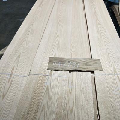 China Panel A Grade Red Oak Wood Veneer 0.45mm Flat Cut Engineered Veneer for Furniture for sale