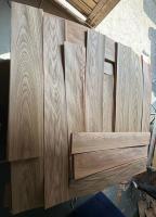 China European White Oak Wood Flooring Veneer Panel D Grade Crown Cut 1.2mm 1240-440mm for sale