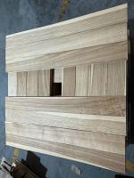 China European White Oak Wood Flooring Veneer Panel C+/C- Grade Quarter Cut 0.7mm for sale
