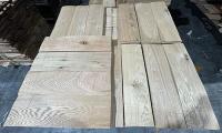 China European White Oak Wood Flooring Veneer Panel 0.7mm Quarter Cut C Grade Fancy Plywood for sale