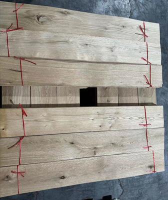 China American White Oak Veneer 1.2mm Slice Cut Grade C/D Knot for Engineered Flooring for sale