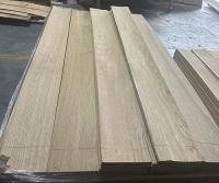 China European White Oak Wood Flooring Veneer C+ Grade 1900x190x1.2mm Crown Cut for sale