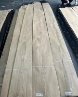 China European White Oak Veneer 0.50mm Crown Cut D Grade Knotty Oak for Door Manufacturing for sale