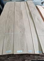 China Crown Cut American Red Oak Veneer Panel AA Grade Thickness 0.5mm for sale