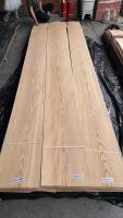 China Red Oak Wood Veneer Panel AAA Grade 0.5mm Crown Cut Length 250cm Width 12cm for sale