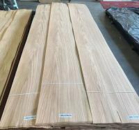 China Red Oak Wood Veneer 0.5mm AA Grade Crown Cut for Furniture Door Panel for sale