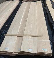 China Crown Cut Red Oak Veneer Panel 0.5mm AA Grade Natural Wood Veneer for Furniture Door for sale