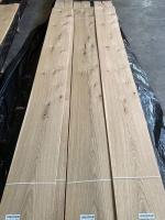China 2.0mm Knotty White Oak Wood Veneer Crown Cut Grade D 250cm Length for Furniture for sale
