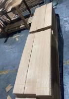 China Europe White Oak Wood Flooring Veneer AB Grade Light Color 1.2mm Thickness Quarter Cut for sale