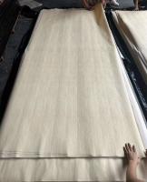China 0.25-0.4mm  Thickness White Oak Veneer  Sequential splicingStraight grain for sale