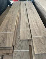 China Slice Cut American Walnut Veneer Natural A Grade Thick 2mm  Floor Door for sale