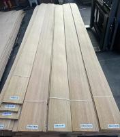 China Quarter Cut Red Oak Veneer Panel AAA Grade 0.5mm Thickness Furniture Grade for sale