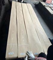China Natural Crown Cut White Oak Veneer 0.4mm Thickness 10cm Width for Plywood for sale