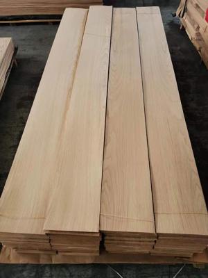 China Rift Sawn White Oak Veneer 2mm A/B Grade Engineered Wood Flooring Top Layer 1900x190mm for sale