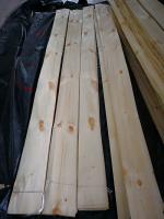 China 0.7mm Knotty Pine Veneer Roll Rotary Cut Panel A Grade MDF Wood Veneer for sale