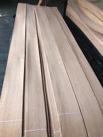 China 0.5mm Red Oak Wood Veneer Plain Sliced MDF Interior Decoration Use for sale