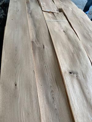 China White Oak Wood Veneer Quarter Cut 0.7mm Thickness Knotty Grade 120cm Length for sale