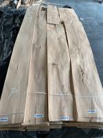 China White Oak Wood Veneer Quarter Cut 0.7mm Thickness Knotty Grade 120cm Length for sale