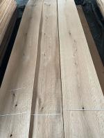 China 12% Moisture White Oak Wood Veneer Plain Sliced 2mm Thickness Engineered for sale