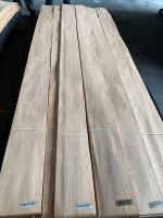 China Rift Cut Red Oak Wood Veneer 0.45mm Panel A Grade Natural 10% Moisture for sale