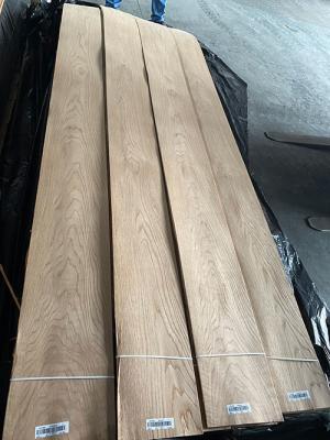 China White Oak Crown Cut Wood Veneer 0.6mm Thickness 120mm Width for Flooring OEM for sale