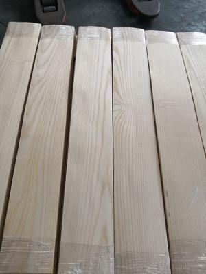 China 0.45mm White Ash Rift Cut Wood Flooring Veneer A/B Grade 930x135mm for sale