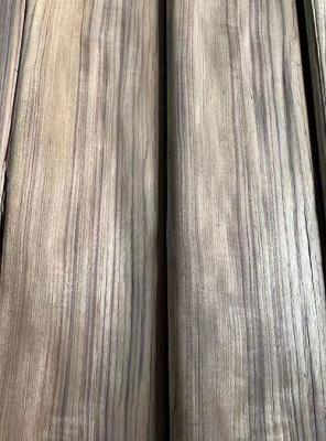 China 0.20mm Natural Burma Teak Wood Veneer 12% Moisture Crown Cut A Grade for Cabinet for sale