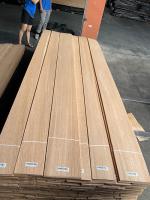 China Quarter Sawn Red Oak Veneer Door Leaf 0.5mm A Grade Natural Wood Veneer for sale