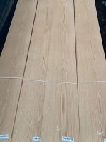China Red Oak Crown Cut Wood Veneer 0.5mm Thickness 8-12% Moisture for Furniture and Door for sale