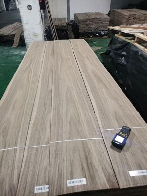 China MDF Plain Sliced Walnut Veneer 250cm Length Apply To Door Leaf for sale