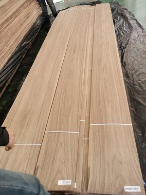 China American Walnut Wood Veneer Flat Cut 0.45mm Grade A for Furniture and Door Panel for sale