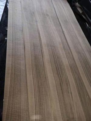 China Rough Cut White Oak Veneer A/B Grade 0.6mm Thickness 245cm Length Quarter Cut for sale