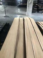 China Length 250cm Rough Cut Veneer 12% Moisture Engineered Straight Grain Veneer for sale