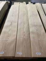 China Natural Crown Cut American White Oak Veneer 0.50mm x 12cm Width for Plywood for sale