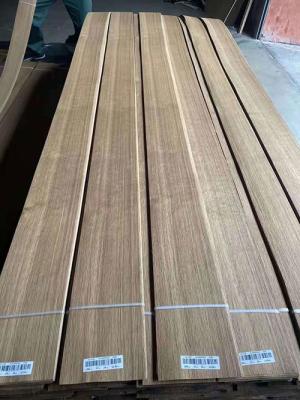 China 0.6mm Quarter Sawn Fumed Oak Veneer MDF 8-12% Moisture Wood Grain Veneer for sale