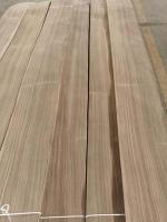 China Straight Grain Pencil Grain American Walnut Veneer Panel A/B Grade for sale