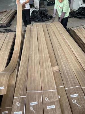 China Quarter Cut American Walnut Wood Veneer 0.42mm Thick Complete Logs Grade for sale