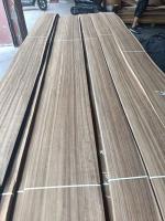 China Fumed European Eucalyptus Wood Veneer 0.50mm Panel A/B Grade Quarter Cut for sale