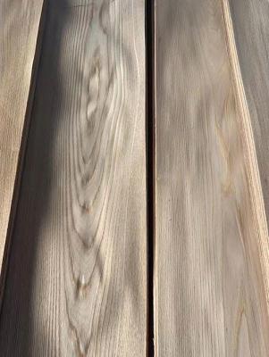China 0.50mm Thick Elm Wood Veneer Crown Cut Door A Grade 180-220cm Length for Interior Decoration for sale