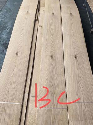 China BC Grade European Oak Wood Veneer Crown Cut 0.40mm 250cm Length for Furniture for sale