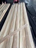 China Engineered Olive Ash Veneer 0.6mm Quarter Cut Furniture Use for sale