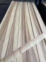 China Engineered Olive Ash Veneer 0.6mm Quarter Cut Furniture Use for sale