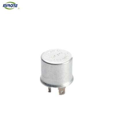 China 12V Electronic Turn Signal Flasher 3 Blade Terminals for ISUZU 1988-1995 for sale