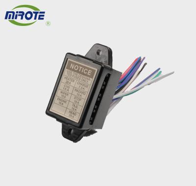 China 12V 24V Truck LED Compatible Turn Signal Flasher Relay with Connector 135W for sale