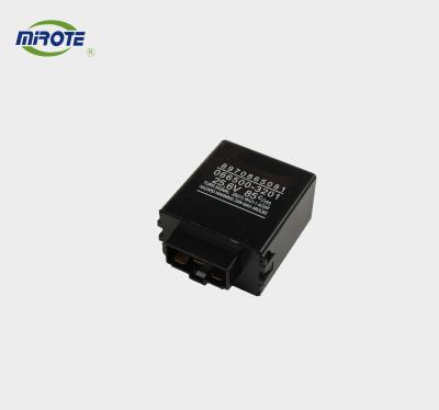 China 3 Pin 12V LED Flasher Relay 066500-5651 for Isuzu NKR NQR NPR Turn Signal for sale