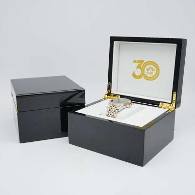 China Shockproof Magnetic Closure Boxes Black Watch Box Display Case Lightweight for sale
