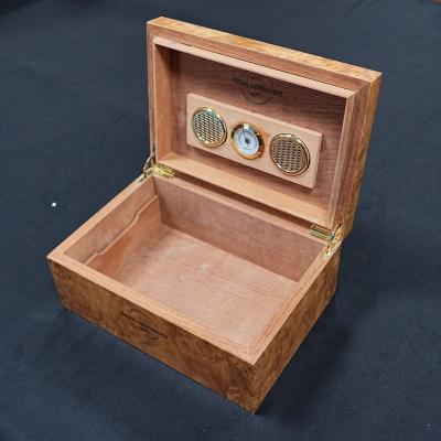 China Customizable Cigar Packaging Box Compact Elegant Cigar Box Lightweight for sale